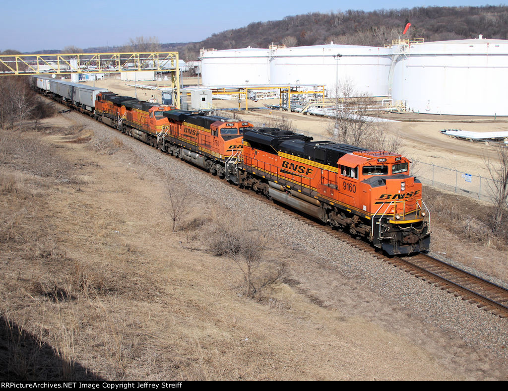 BNSF 9160